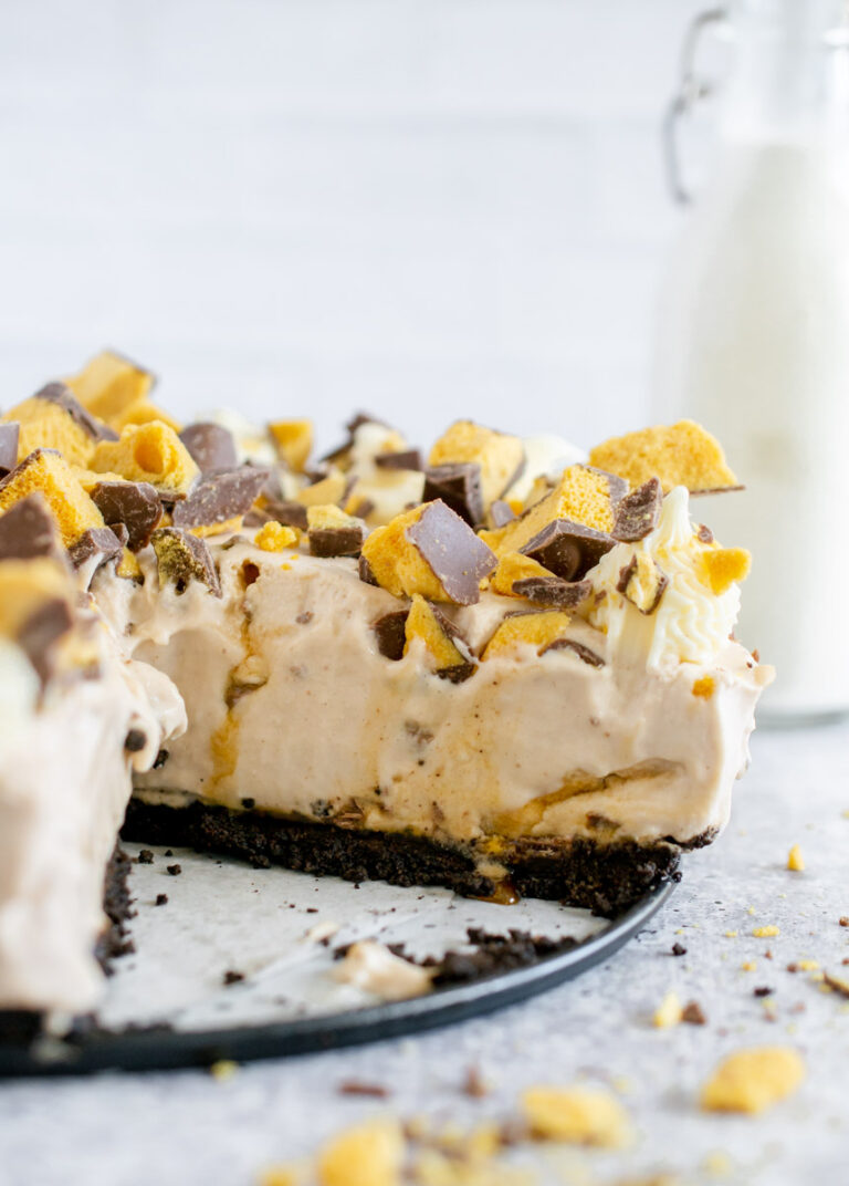 Crunchie Cheesecake - fitandfull.ca